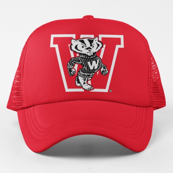 Accessories | New Wisconsin Badgers 1948 Retro Mascot W Foam Trucker ...